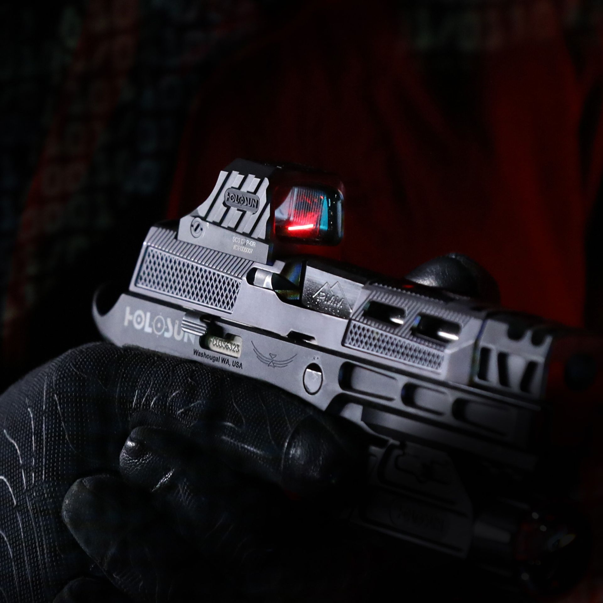 Holosun SCS-320-GR enclosed reflex green dot sight switchable 2MOA dot ...